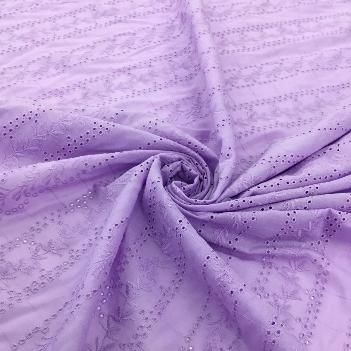 115cm Fancy Embroidered Lace Fashion Fabric – EDURA