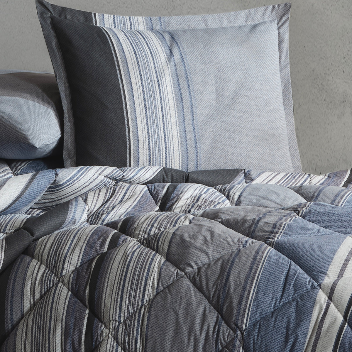 Lady of Leisure Comforter Set Queen/ King | Duko V2 – EDURA