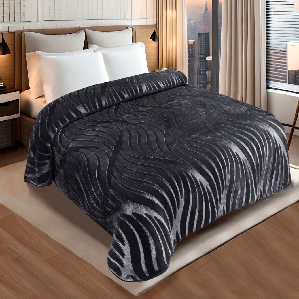 3.6kg Ultra Supersoft & Lush Queen size Phila Kahle Blanket by EDURA